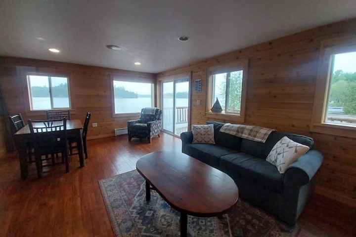 Four Seasons Boathouse On Tupper Lake. - Tupper Lake, NY