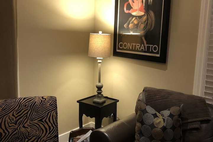 Available * Downtown Napa- Beautifully Remodeled --2bedroom 2 Bathroom Home - Napa, CA