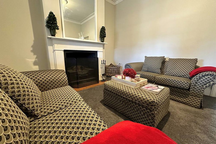 Kenso Cottage 28 Small Walk Shops, Cafes, Markets - 