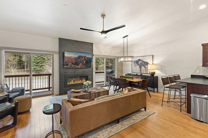 The Riverhaus Modern Mountain Luxury | Fiber Internet | Sleeps 9 - Telluride, CO
