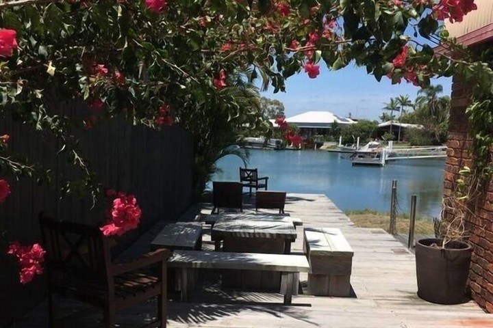 Renovated Beach House In The Heart Of Mooloolaba - Mooloolaba