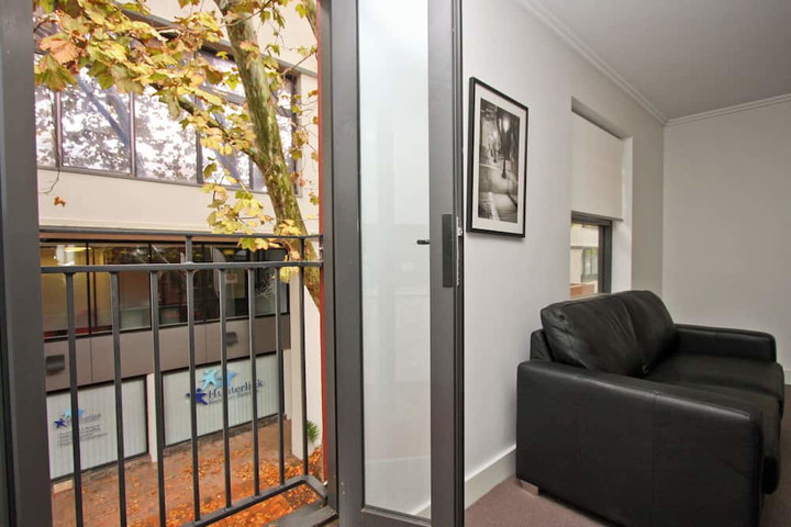 One Bedroom Apartment - Merewether