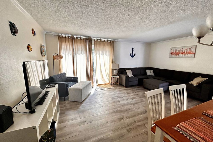Seaside Serenity: Beach And Poolside Relaxation Just Steps Away! - Destin, FL