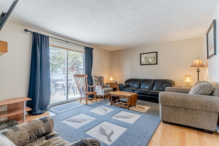 Lakefront Cottage At Camp Fisherman Resort - Kawartha Lakes