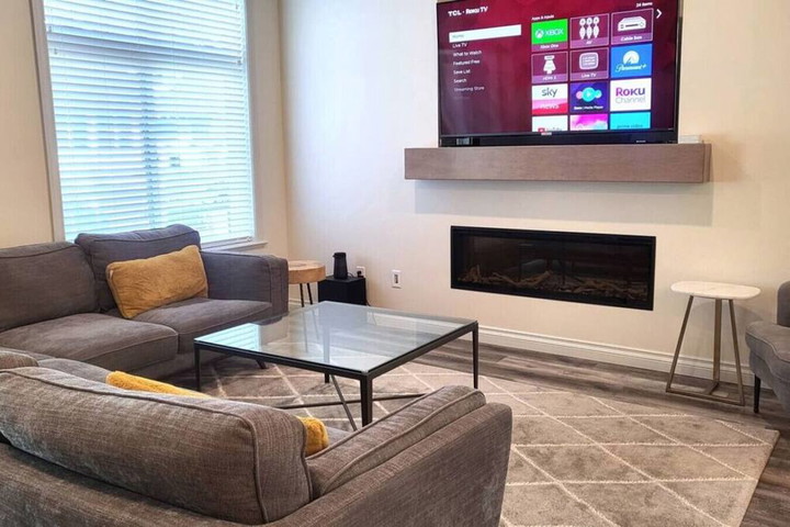 Large Modern Home At The Cottages #54 - Osoyoos