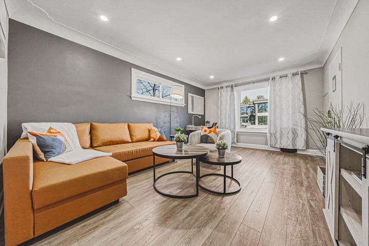Walk To Dt, Spacious 2 Bdrm, Parking | Iob1 - Burlington