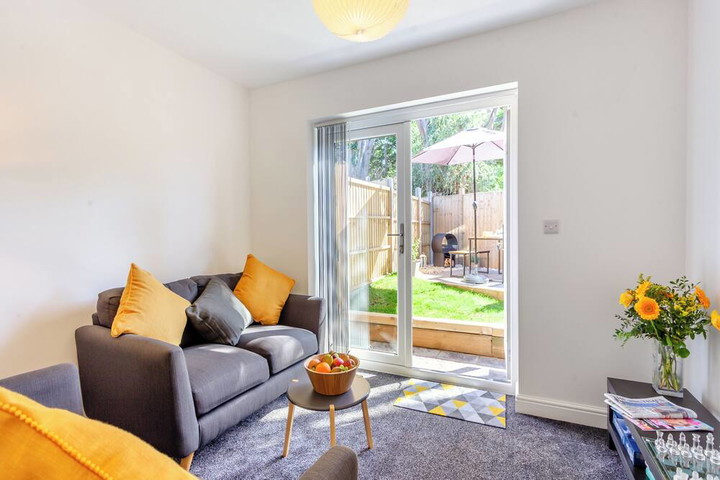 4 Bedroom Accommodation In Kewstoke, Weston-super-mare - Clevedon, UK