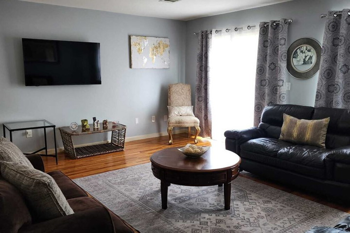 Spacious 8br Stay Near Nyc & Airport In Newark - Bayonne, NJ