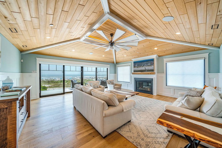 Top Level Luxury Beachfront On Boardwalk, Roof Deck, Pool & Elevator! 6br/7ba! - Ocean City, NJ