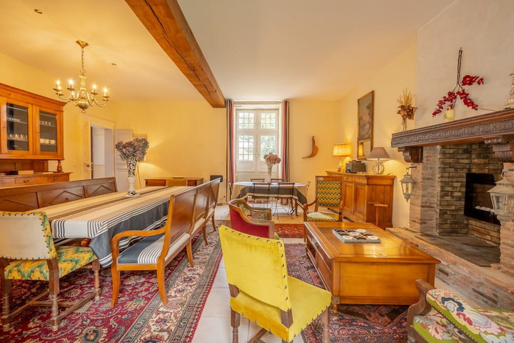 Maison Luroa, L'âme Basque Au Cœur De L'océan Et Des Montagnes - Espelette