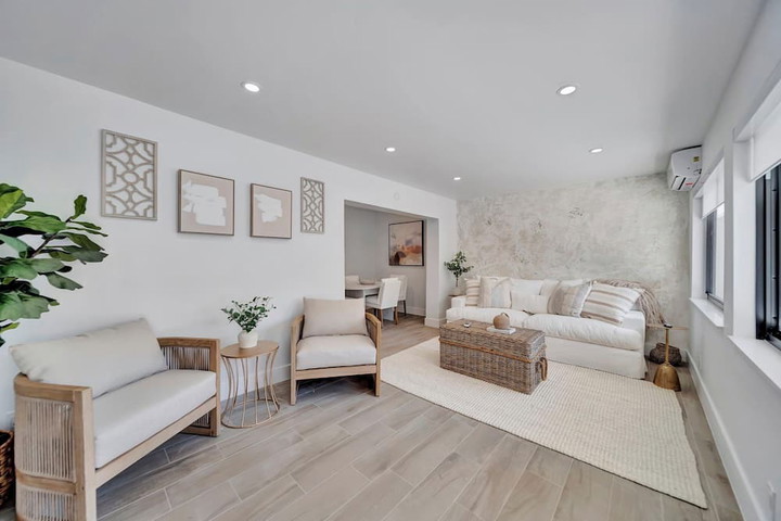 Cozy Waterfront Studio #3, Warm Florida Sunshine & A 20-min Walk To The Beach! - Fort Lauderdale