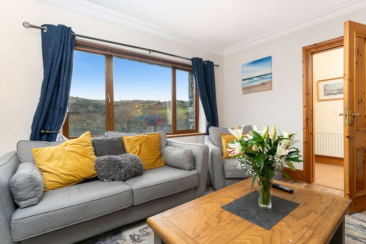 Cottage 425 - Clifden - Sleeps 9 Guests  In 5 Bedrooms - County Galway
