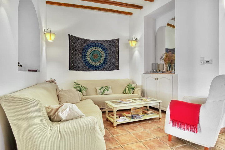 Casa Rural Prasat  Ferienvilla Zwischen Bergen Und Meer In Alicante, Spanien - Oliva