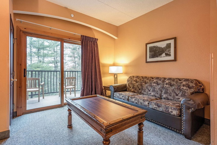 Chula Vista Resort Spacious 3-bedroom Condo With Free Waterpark Passes! - Wisconsin