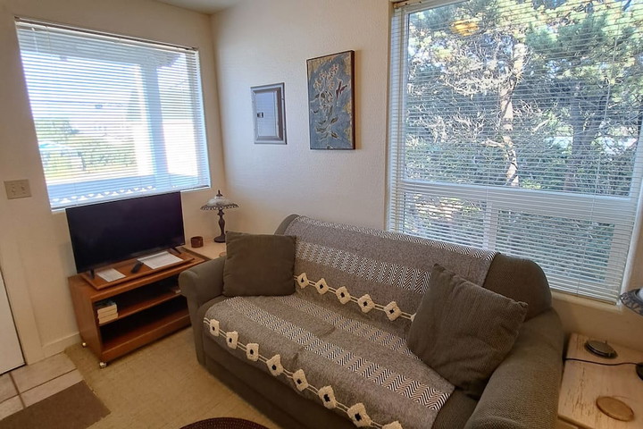 Beach Side Suites Wakonda Suite - Waldport, OR