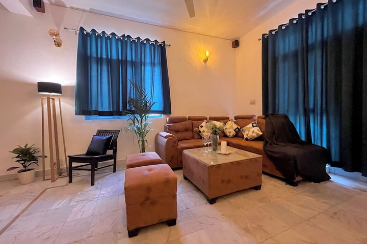 Rangoon By Grehstay 2bhk Independent House Near Expo Mart - Noida