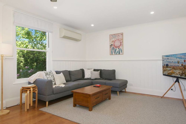 Mcnamara House: Where History Meets Comfort In Beechworth's Heart. - Beechworth