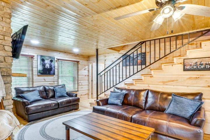 River Escape River Front Cabin - Tellico Plains, TN