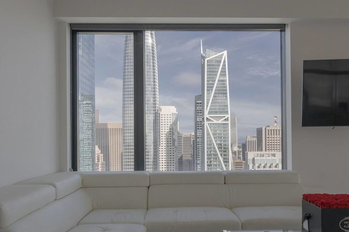 Unforgettable Luxury Penthouse  Iconic Bay Bridge & Skyline Views In Sf - San Francisco, CA