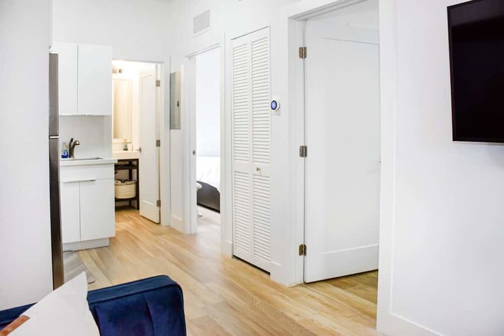 Design District Guesthouse - 2bdrms - Surfside, FL