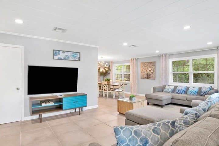 Beautiful Heated Pool(shared), Games, And Plenty Of Space For The Entire Family! - Pensacola, FL