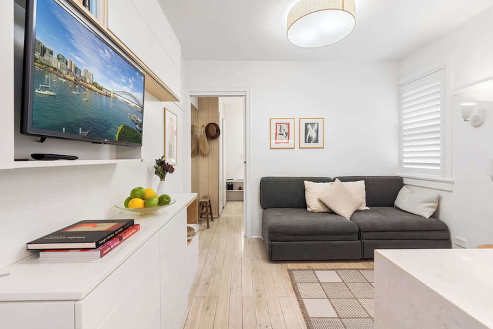 Bay View In Rushcutters Bay - Rosebery