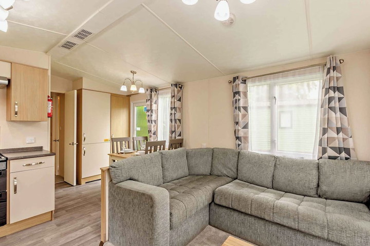 Bronze Premium 2 Bedroom Caravan, Slps 6, Parking - Windermere