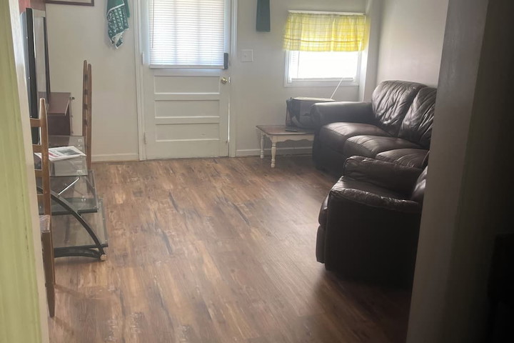 Masters Themed 1 King Bed 1 Bath Apartment Columbia Sc Superhost - Columbia, SC