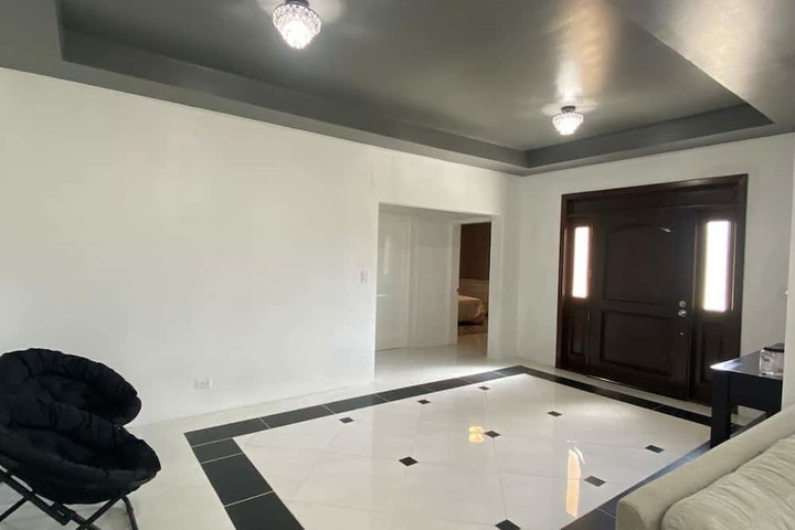 Nouvelle Maison Spacieuse De 3 Chambres, Proche Du Centre-ville - Belmopan