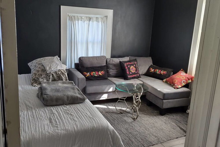 Family And Pet Friendly 2-bedroom House In Charming Lyncourt Ny. - Syracuse, NY