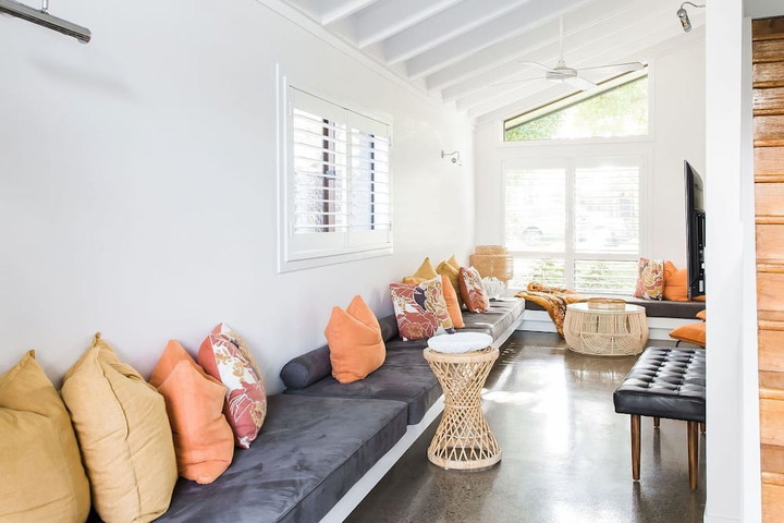 The Coconut Palm Two - Beach, Cafes And Pet Friendly - Noosa Heads