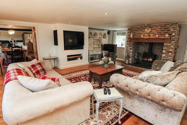 Beam Cottage, Pet Friendly, Luxury Holiday Cottage In Warsash - Fareham