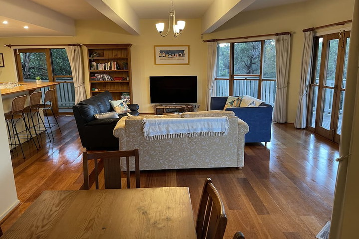 Loved 4br Family Haven On 3/4 Acre - Scenic Boardwalk Walk To Beach - Mornington