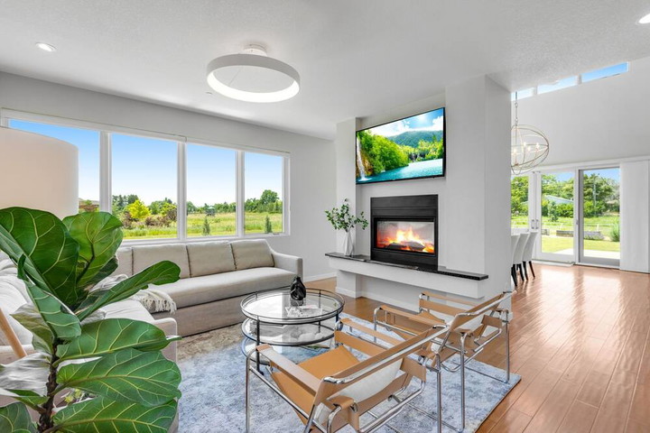 Perfectly Between Boulder - Estes Park! Modern 5-bedroom House - Lyons, CO