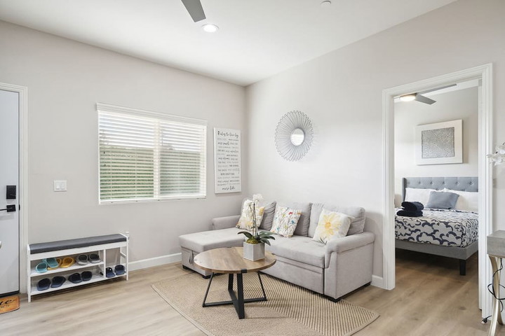 Modern Luxury - 4 Bedroom - 14 Guests - Disney +Ev Charge - 세리토스
