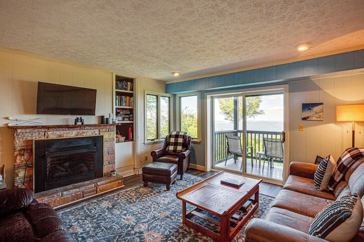 Hike, Ski & Fish! Sunset-view Condo In Beech Mtn - Banner Elk, NC