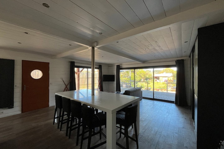 Belle Maison De 4 Chambres Au Bord Du Canal à Cazaux - Sanguinet