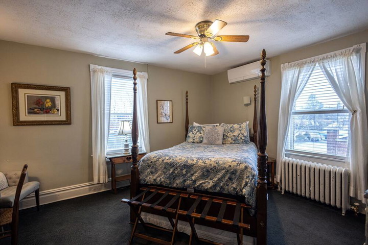 Find Genuine Southern Hospitality In Hendersonville At The 1898 Waverly Inn. - Hendersonville, NC