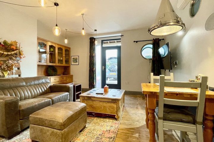 Deluxe-self Catering Sleeps 2 -Salmon - Pets - Bamburgh