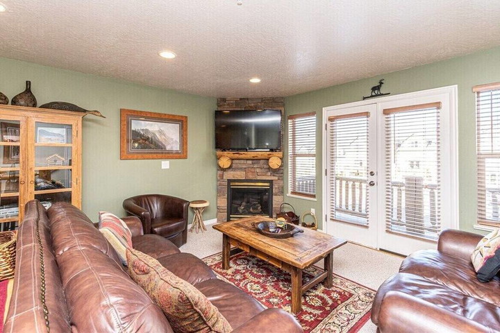 Mh911 | Powder Nest Retreat: Your Adventurous Escape In Eden! - Ogden, UT