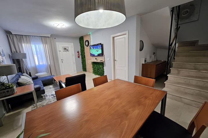 Charming 2-bedroom Chalet With Ac, Wifi In Wonderful Málaga - Mijas