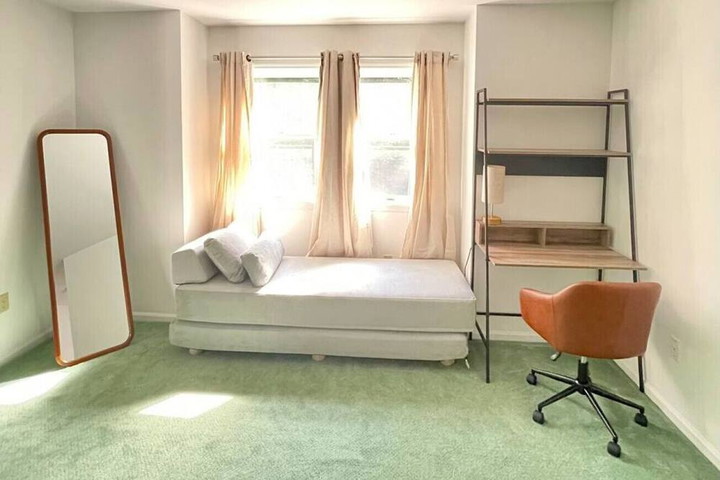 Country Home With Rock Climbing Gym, Pond & Creek. - New Paltz, NY