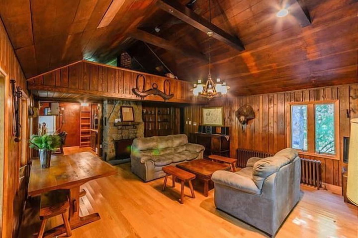 The Pebblestone Cottage - Quaint Countryside Escape - Farmington, PA