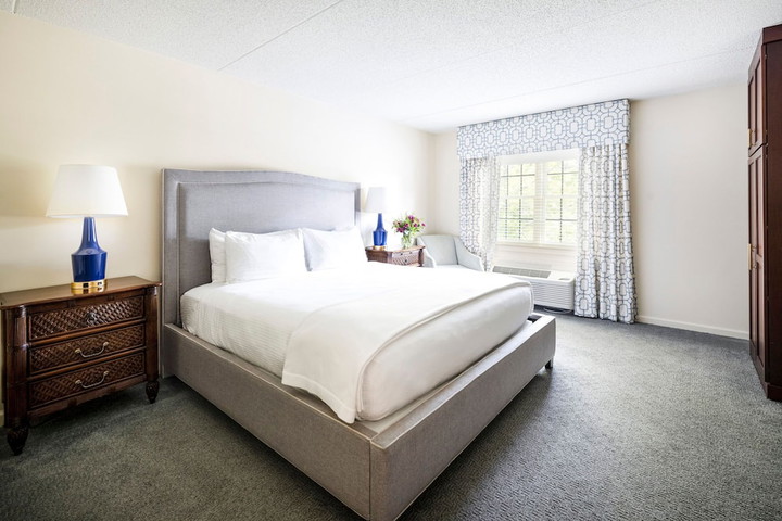 Spacious Family Suite | 2 Bedrooms & Wi-fi - Dewey Beach, DE