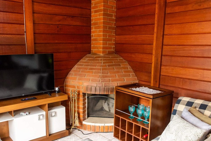 Casa Em Serra Negra Com Lareira E Churrasqueira - Serra Negra