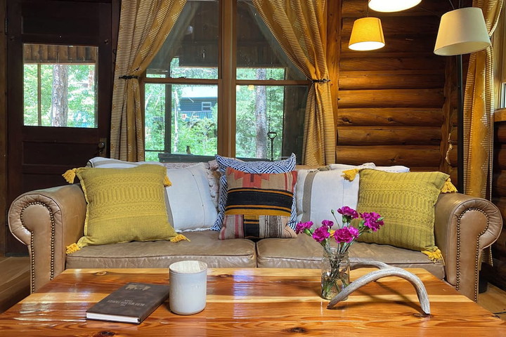 Creekside Cabin - Allenspark, CO