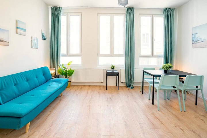 Encantador Apartamento De 1 Dormitorio En Amberes - Brasschaat