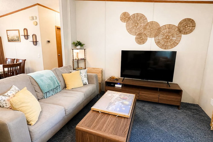 Nostalgic 3-bedroom Doublewide In Denver - Caroline du Nord