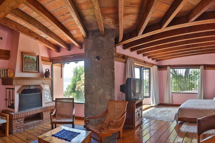 Majestic Lakeview Home, Jacuzzi, Bbq, Walk To Town - Valle de Bravo