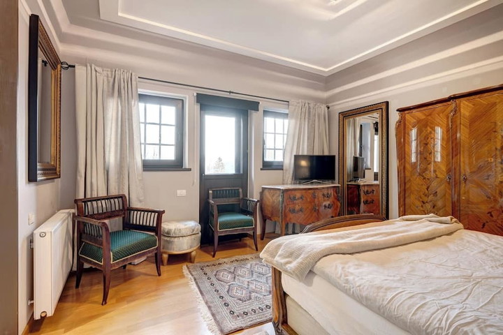 Vila Negoiu - Timeless Elegance For 12 - Transylvania